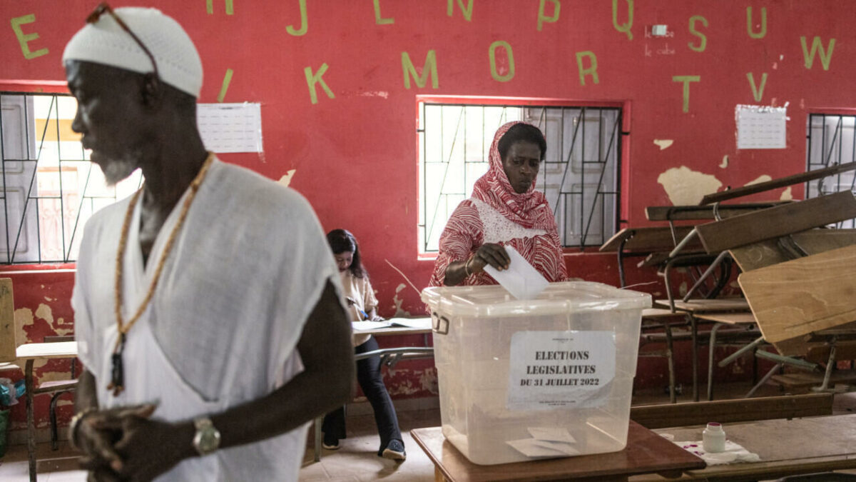 Senegal: Economic pressures shadow high-stakes legislative elections ...