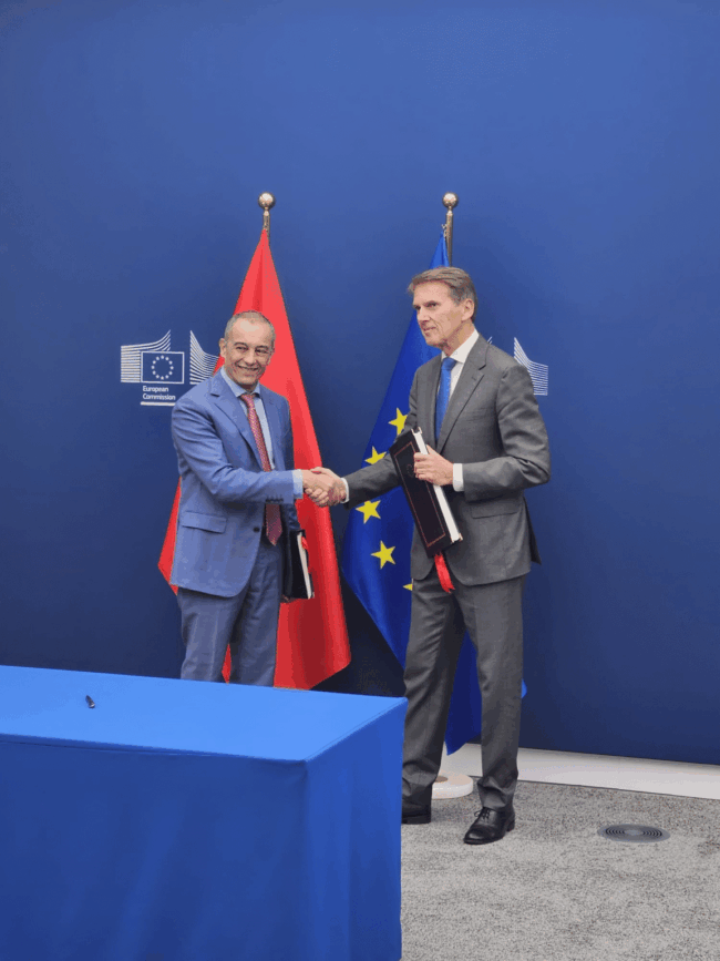 European commission welcomes signing of amended farming deal with ...